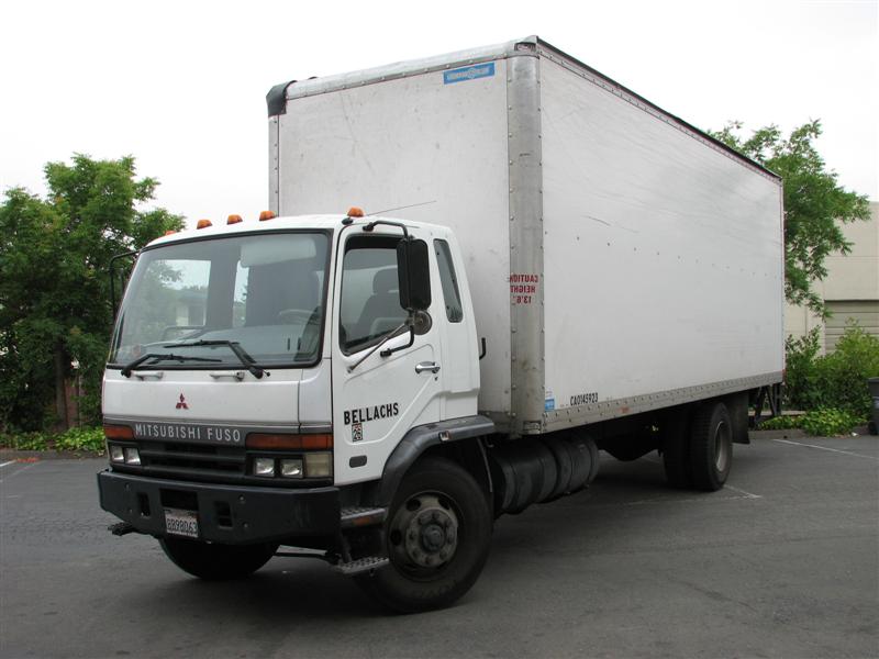West Auctions - Auction: Bellach's - Box Van Moving Trucks ITEM: 2000 ...