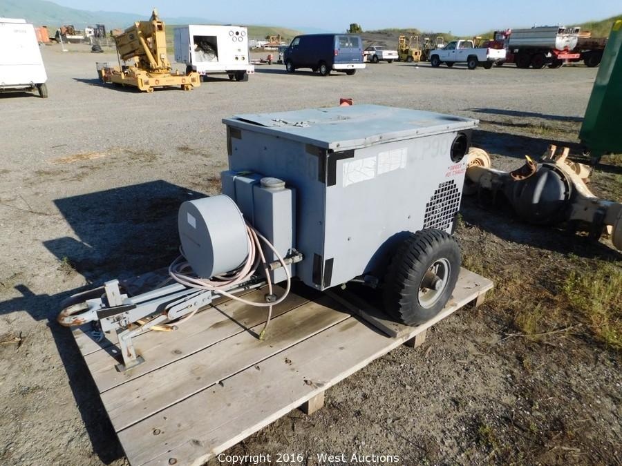 West Auctions - Auction: Complete Sellout; Freightliner Flatbed Truck ...