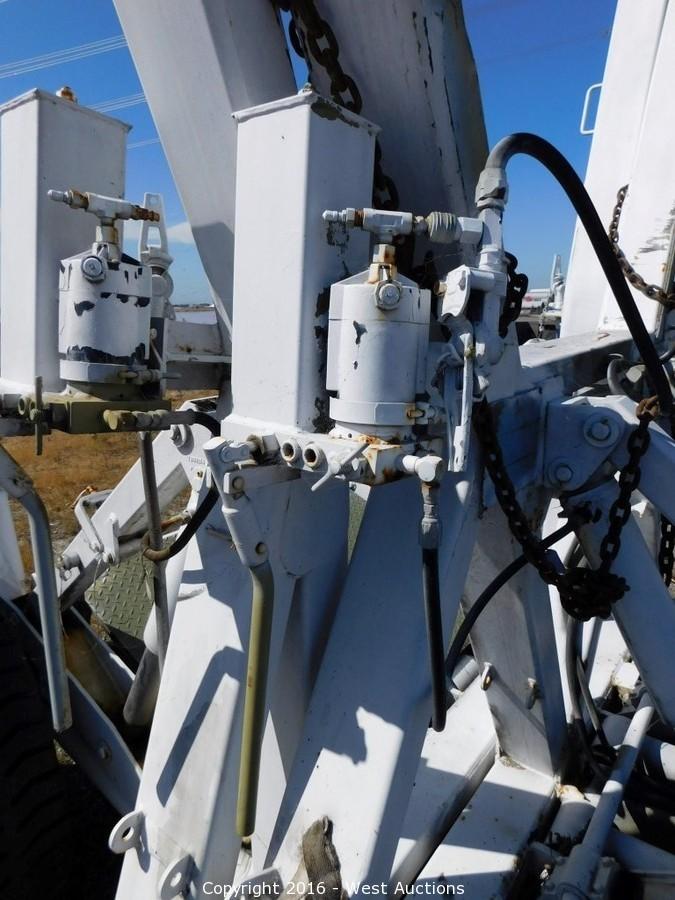 West Auctions - Auction: Complete Sellout; Freightliner Flatbed Truck ...