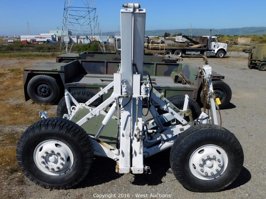 West Auctions - Auction: Complete Sellout; Freightliner Flatbed Truck ...