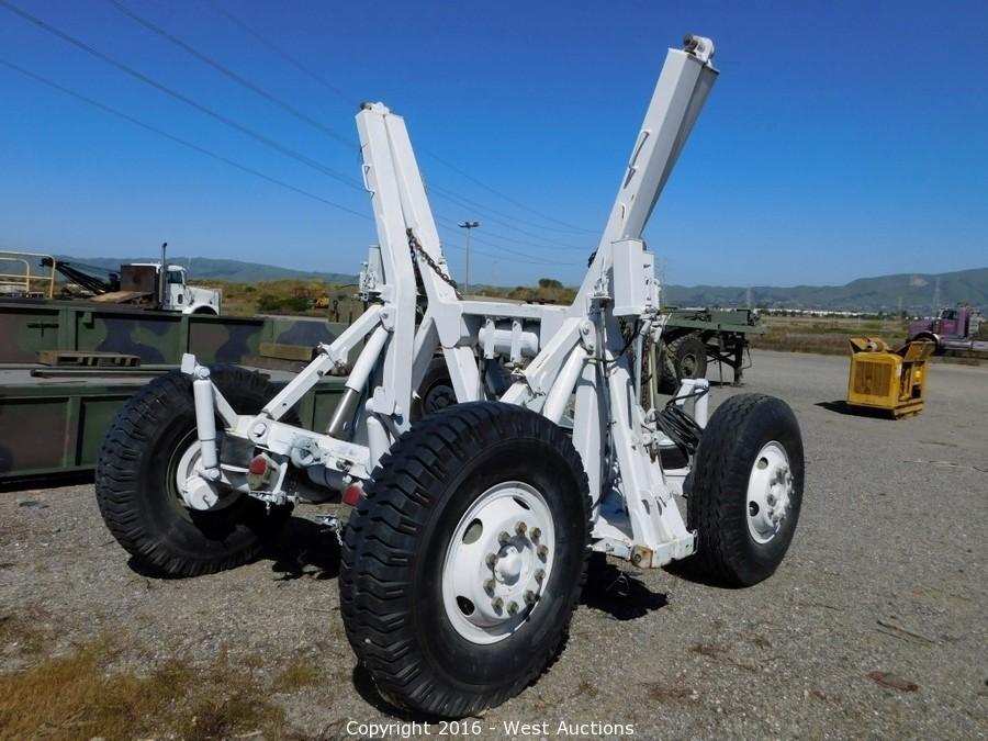 West Auctions - Auction: Complete Sellout; Freightliner Flatbed Truck ...