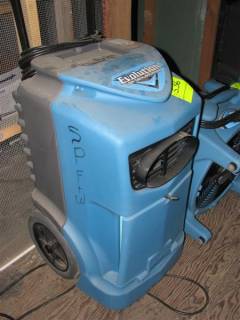 West Auctions - Auction: Sierra Pacific Mobile Home Services ITEM: DRI ...