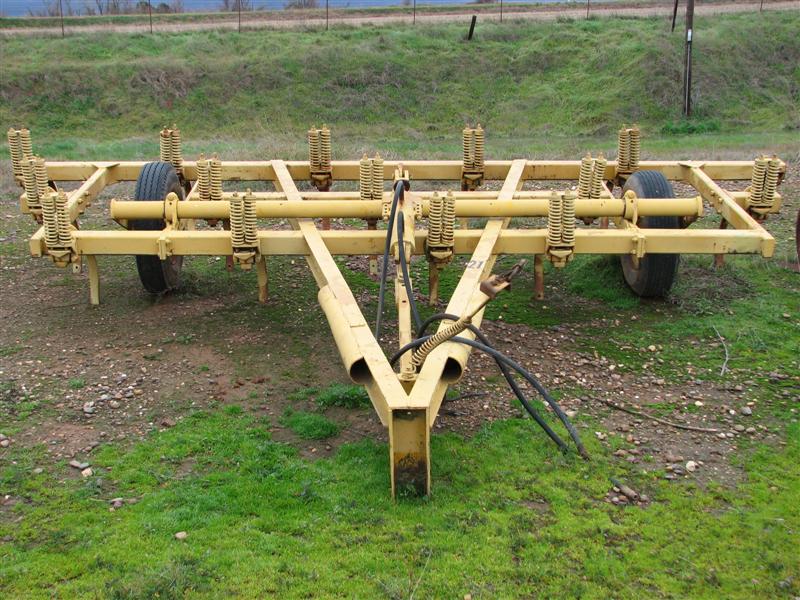 West Auctions - Auction: Farm Equipment and more in Marysville ...