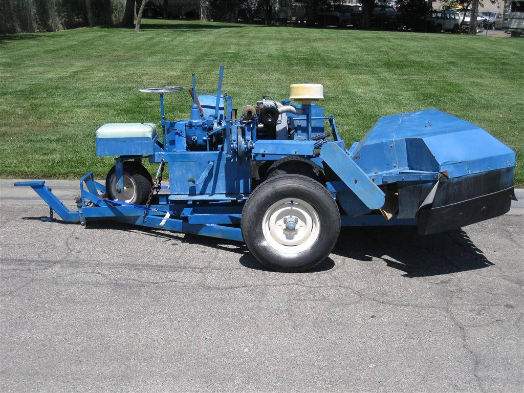 West Auctions - Auction: Weiss McNair Nut Sweeper ITEM: Weiss McNair ...
