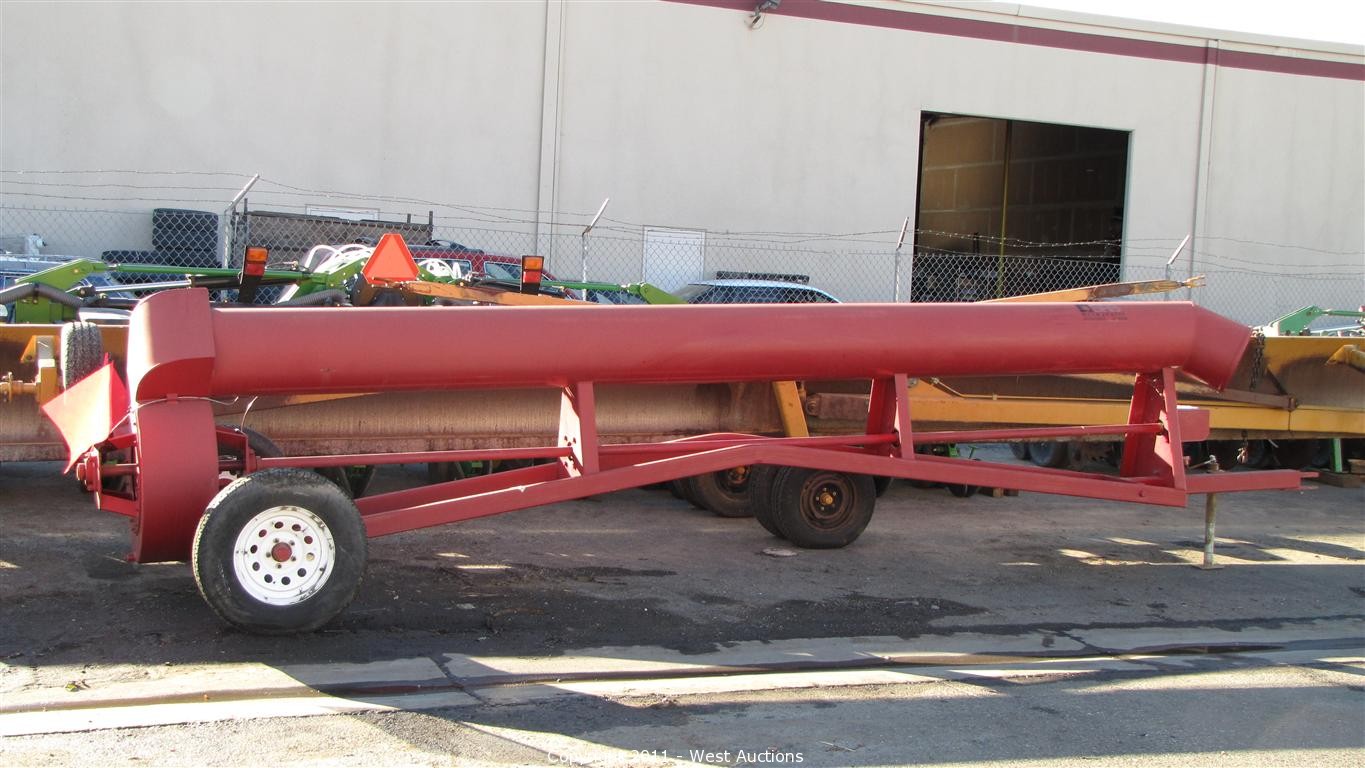 West Auctions - Auction: Farm Equipment including Tractors, Scrapers ...