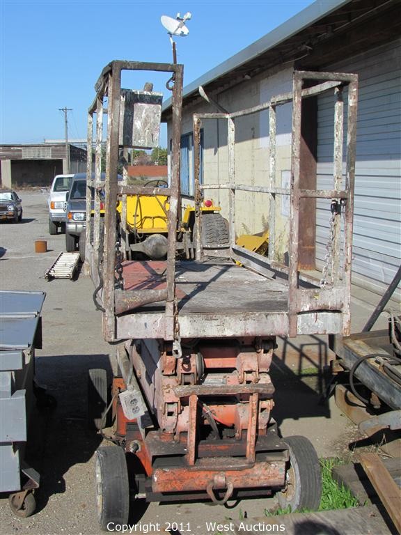 West Auctions - Auction: Heavy Duty Forklifts, Boat Hoist, Cargo ...