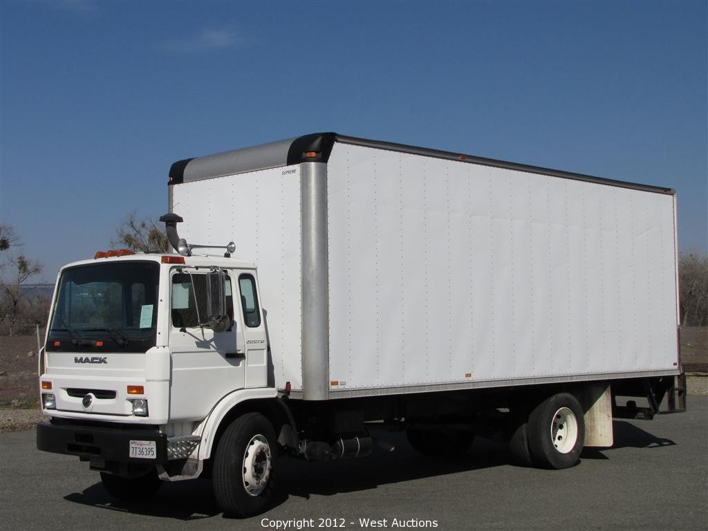 West Auctions - Auction: Surplus Liquidation Auction ITEM: 2000 Mack ...
