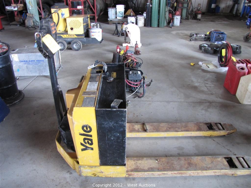 West Auctions - Auction: Automotive Repair and Towing Company ITEM ...