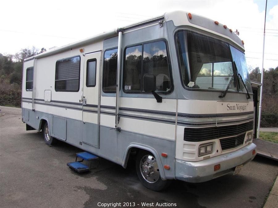 West Auctions - Auction: 1991 Sun Voyager Motorhome, Topline Utility ...