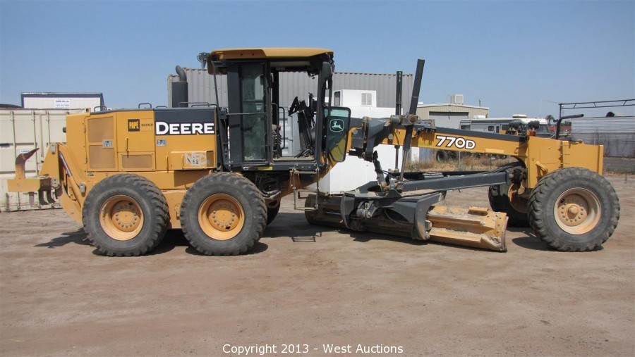 West Auctions - Auction: 2008 John Deere 770D Motor Grader ITEM: 2008 ...