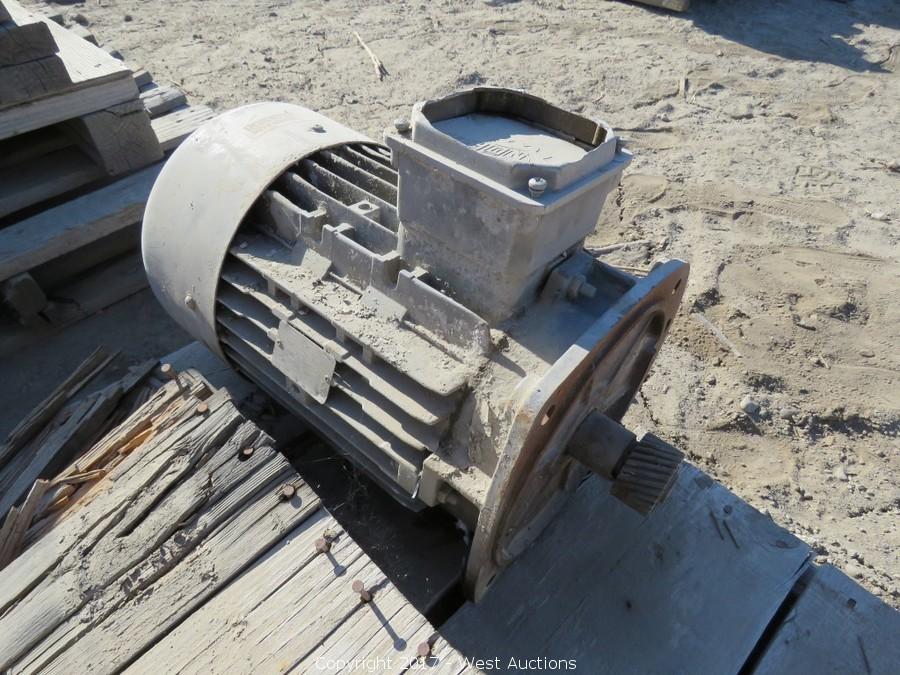 West Auctions - Auction: Trucks, Trailers, Telehandler and Surplus ...