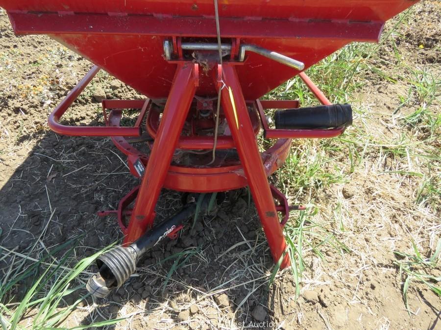 West Auctions - Auction: Tractors, Trailers and Farm Equipment ITEM ...