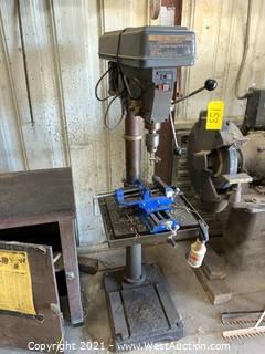 West Auctions - Auction: Jim Dobbas Inc: Hyster Karry Krane, Equipment ...