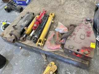 West Auctions - Auction: Jim Dobbas Inc: Hyster Karry Krane, Equipment ...