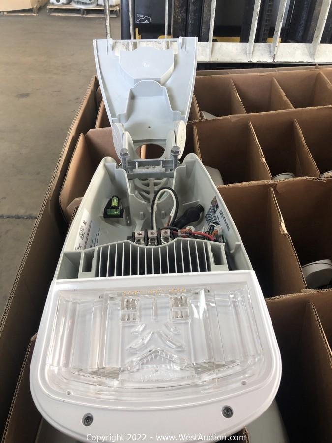 West Auctions - Auction: Online Auction of CREE LED Street Light ...