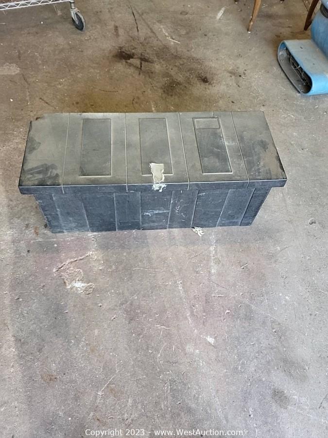 West Auctions - Auction: Online Auction of 1980 Mercedes 450SL, Farm ...